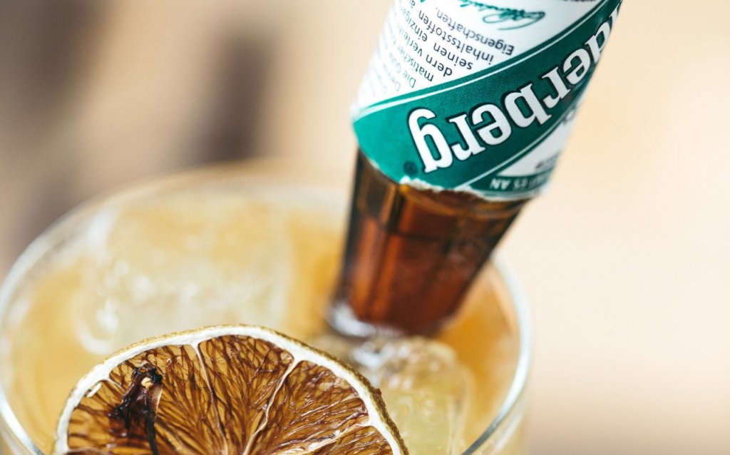 UNDERBERG - ein Blick auf das, was drin und dran ist - GETRAENKEABC.DE